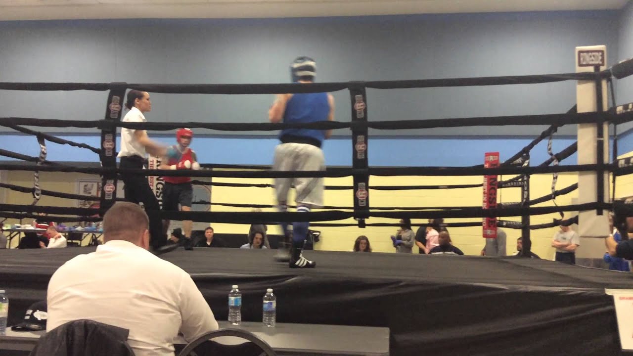 Eric Smyth 3rd Boxing Match Win via TKO 1st Rd - YouTube