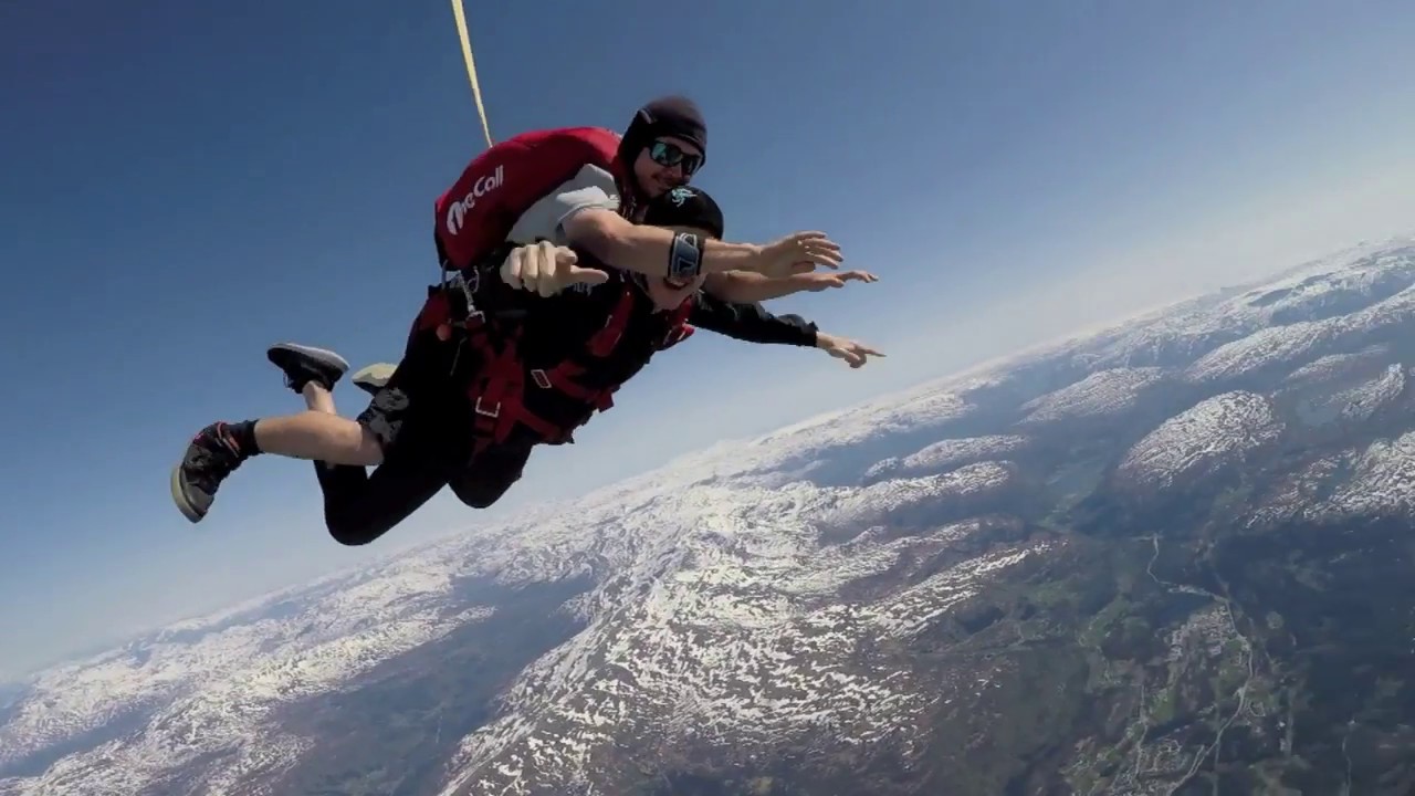 SkyDive Voss 2018 Tandem Jump Norway - YouTube