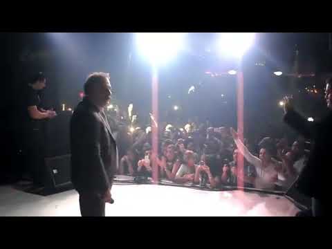 FERDİ TAYFUR - HUZURUM KALMADI  (UNUTULMAZ EFSANE KONSERİ )