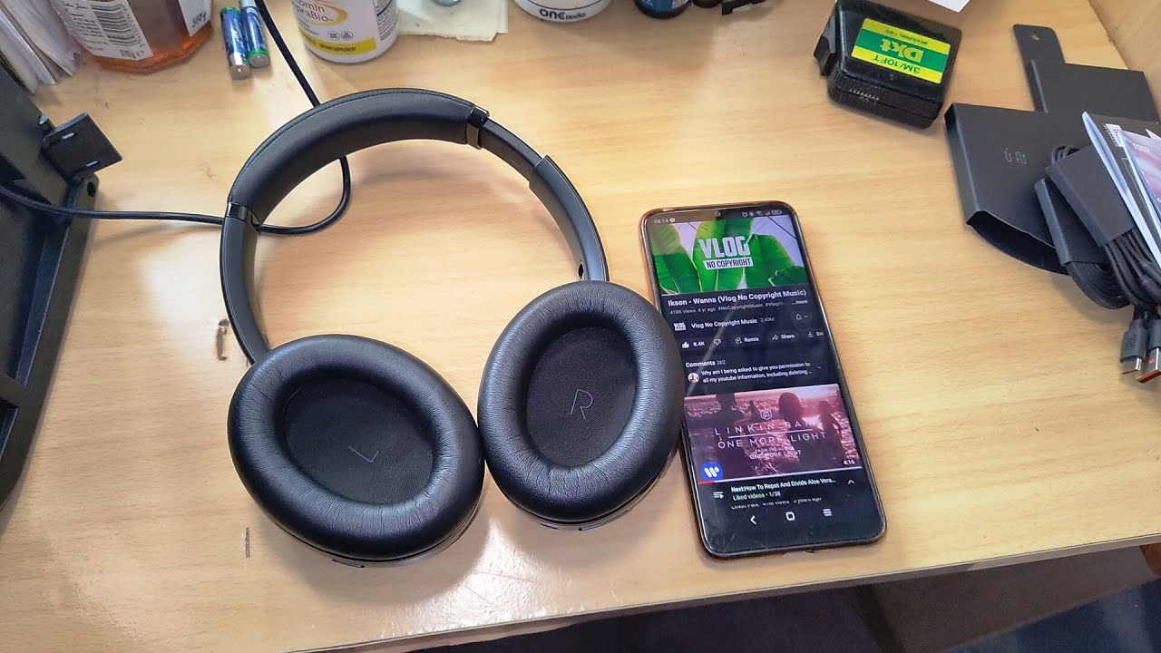JBL Tour One M2 Headphones *Volume/Latency Test* - Gadget Explained ...