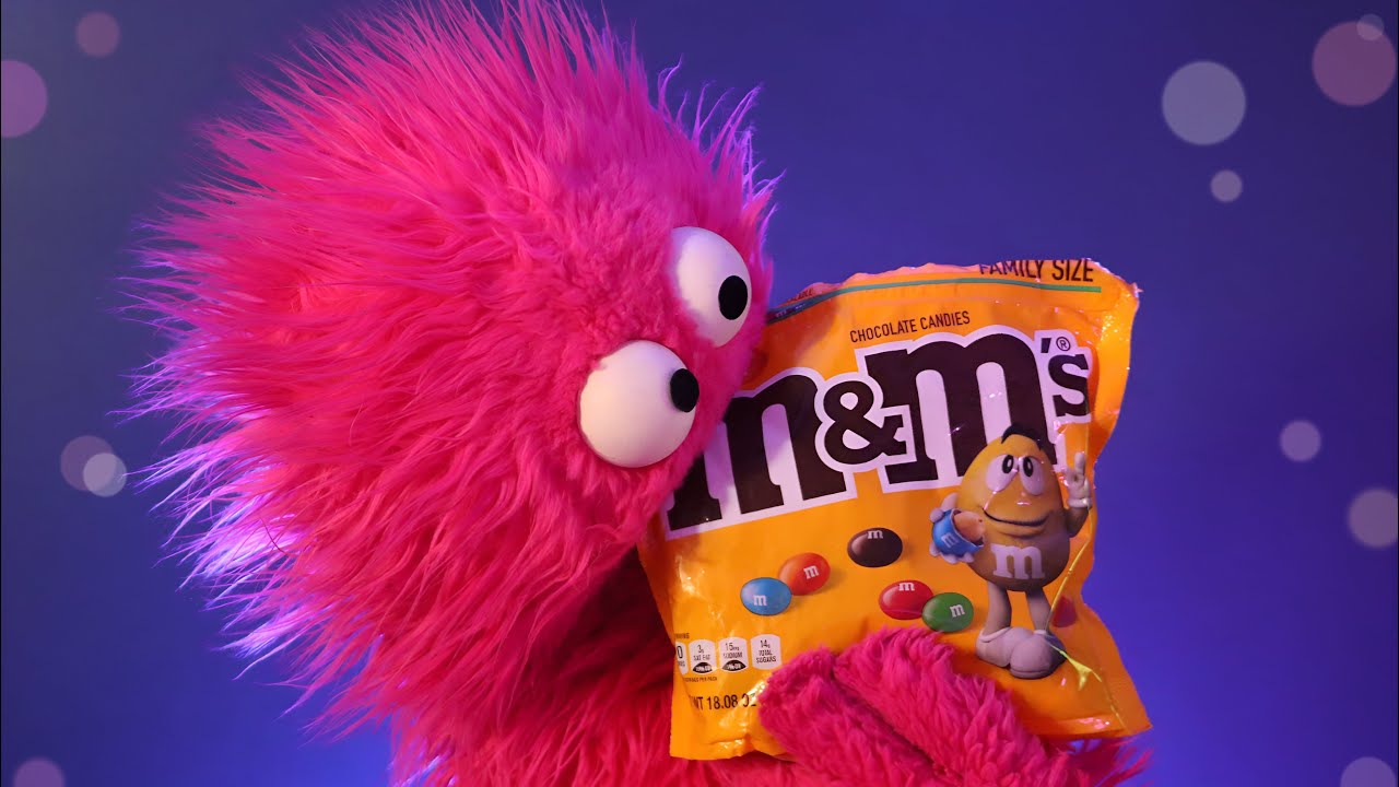 ASMR Sorting Peanut M&Ms By Color To Satisfy & Relax You - YouTube