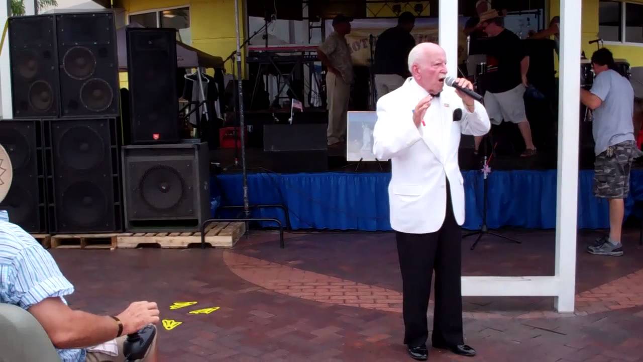 Joe Gilmartin performed on July 4th - YouTube