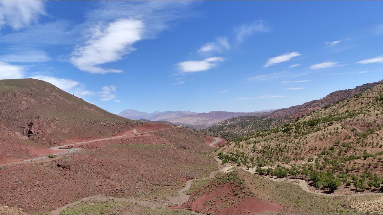 EN ROUTE VERS LE COL TIZI-N-TICHKA - MAROC - PART. 3 - YouTube