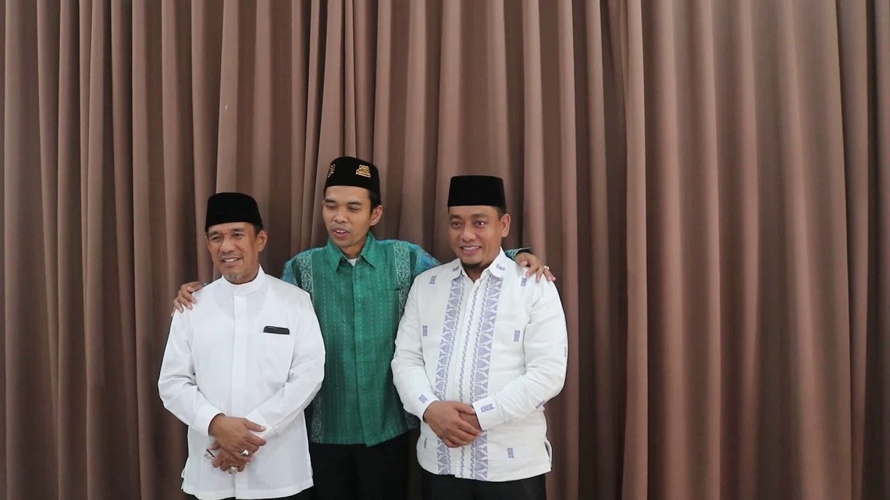 ustad Solmed bahasa Mandailing - YouTube