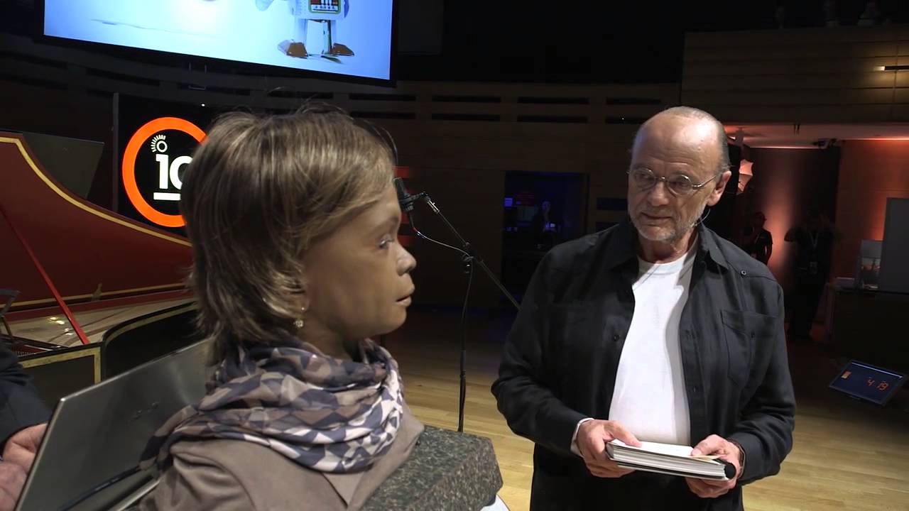 Bruce Duncan | Talks with the World’s Most Sentient Robot, Bina48 - YouTube