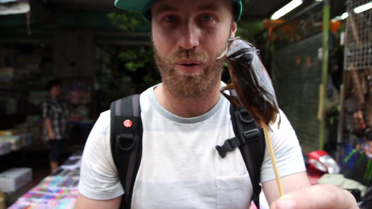Photography & Eating a Cockroach in Bangkok, Thailand - YouTube