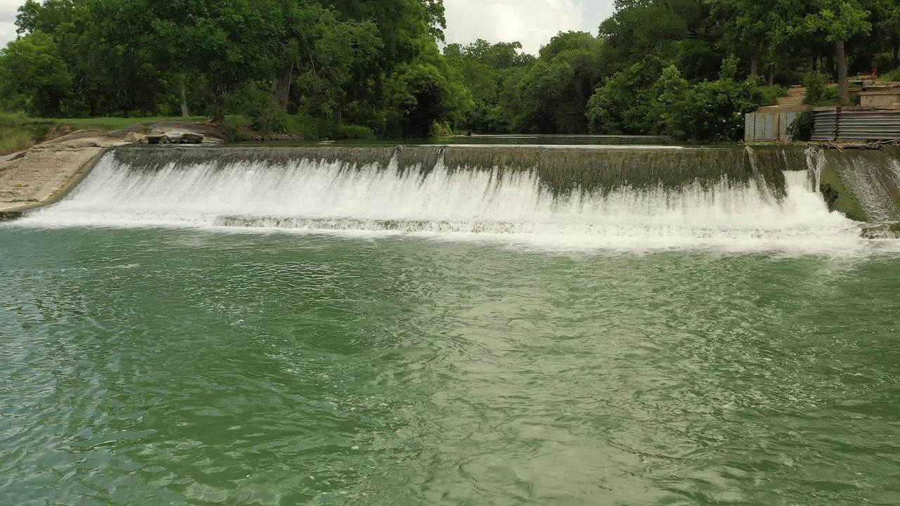 Martindale Dam Portage on San Marcos River - YouTube