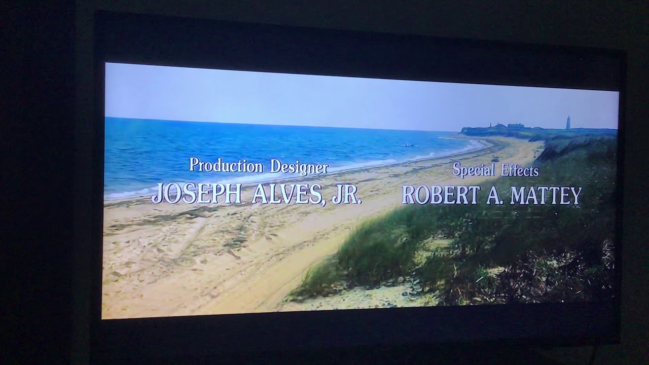 JAWS (1975) End Credits - YouTube