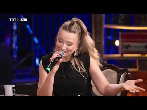Irmak Arıcı Elif Kaya Sezer Sarıgöz Ah Nerede ~ Irmak Arıcı ile Dünden Bugüne