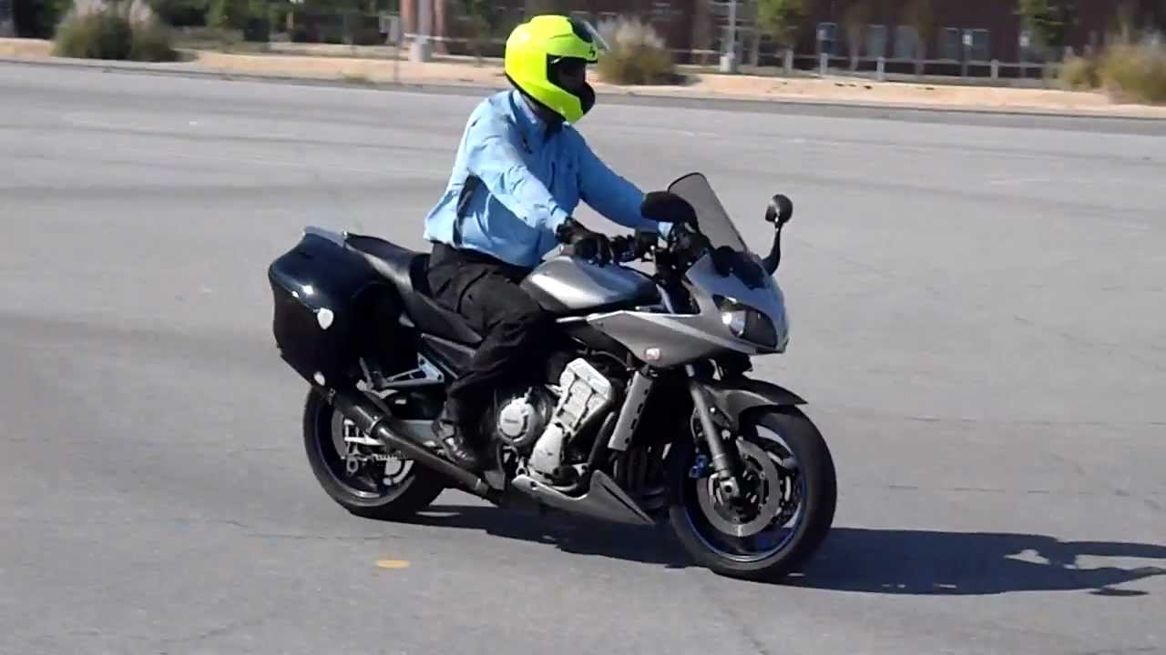 M2 doing the decreasing radius curve exercise demo - YouTube