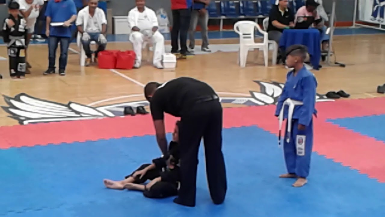 IV BRAZILIAN CUP PRO - Guerreirinho KAIKE do PROAJJ - YouTube