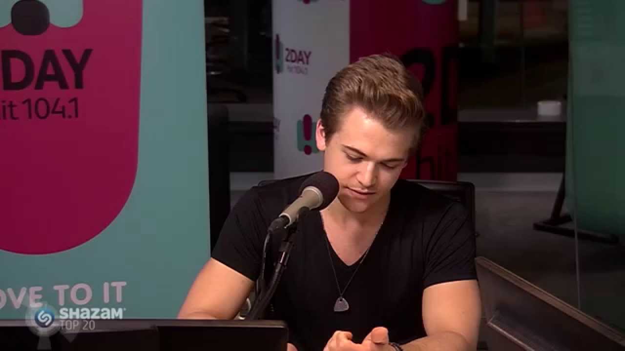 Hunter Hayes Can Play 30 Instruments, But What Is He Bad At? - YouTube