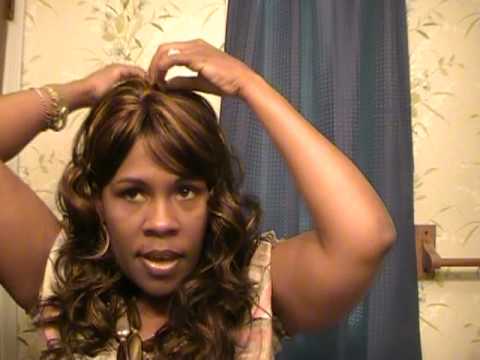 Reveiw - FreeTress Beverly Hills wig- color F1B-33-130 - YouTube