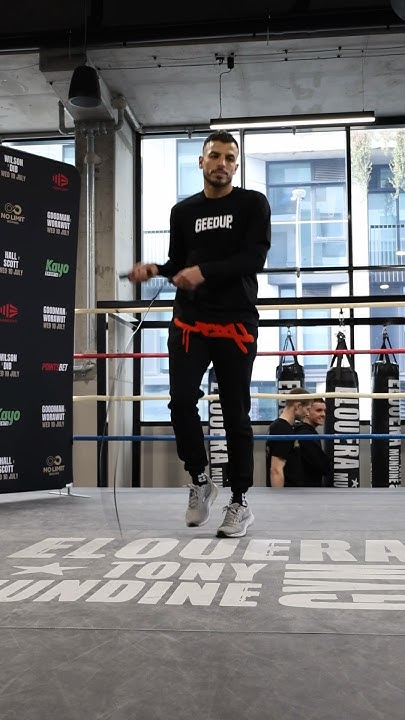 Youssef Dib training for fight against Liam Wilson. - YouTube