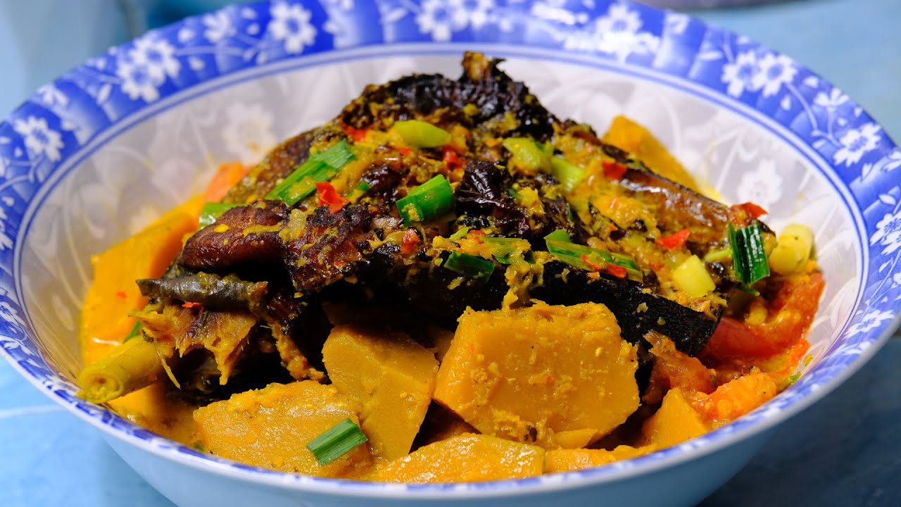 CARA MEMBUAT GULE JAMBE NURUNG KERAH | GULAI LABU KUNING‼️ - YouTube