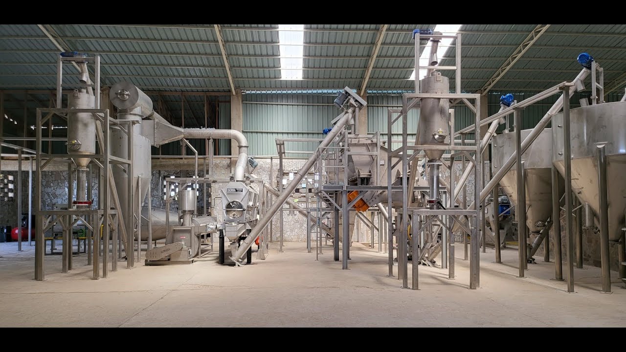 Serra Installs a new Salt Plant in Ghana - YouTube