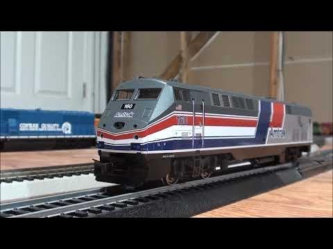 Review: KATO P42DC (Amtrak 50th Anniversary Dash 8 Phase III Heritage) - YouTube