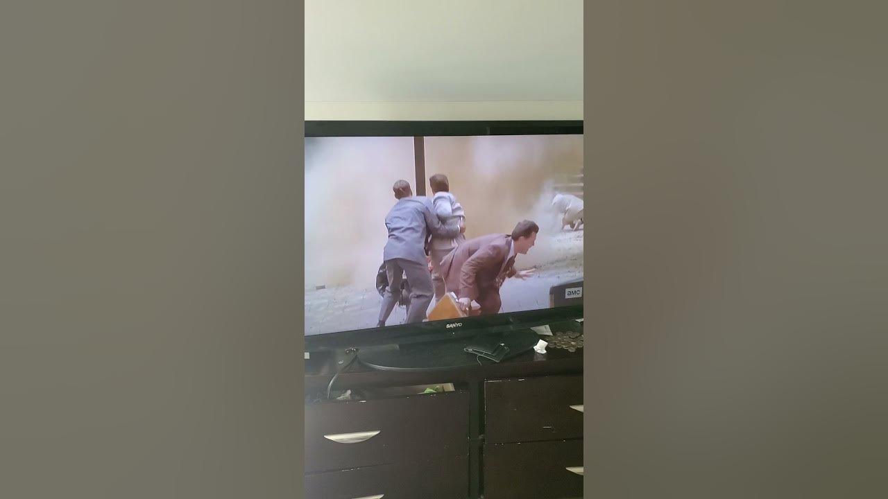 MTA R33ML Redbird train gets blown off the tracks in Die Hard 3 - YouTube