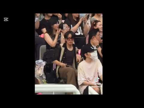 Jhope and twice reaction to lisa NEW WOMAN #lisa #blackpink