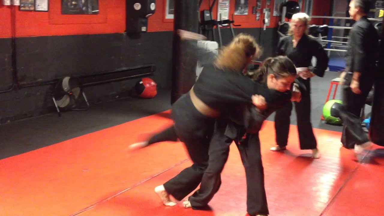 180 Arm Throw - YouTube