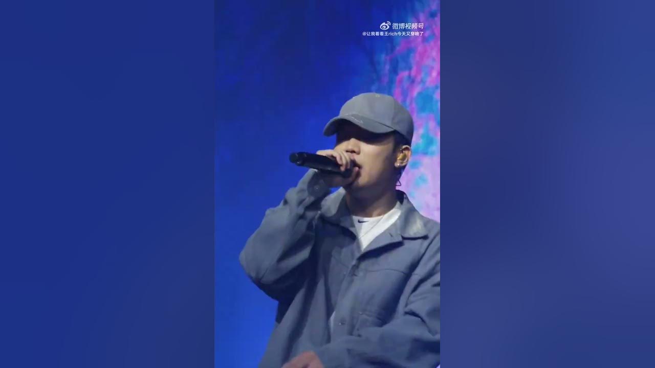 王唯楚#PGOne 《快餐》香港巡演现场 - YouTube