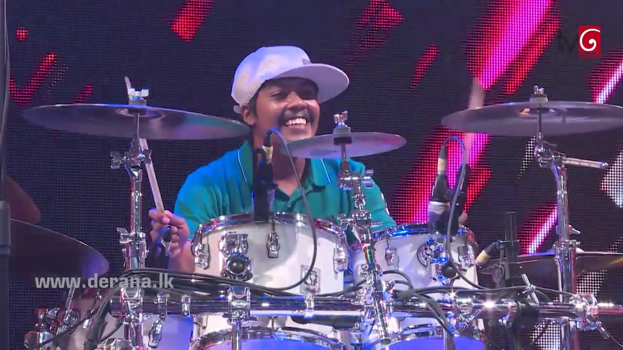 Professor @ Derana BB Top 6 Round Daddy Band songs | Ellum gaha ...