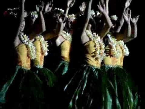 Traditional Hula Dance - YouTube