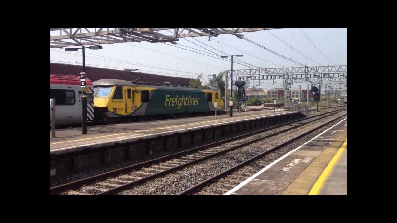 Nuneaton Station 12/07/13 Classes 66/67/70/86/90/92/350/390 - YouTube