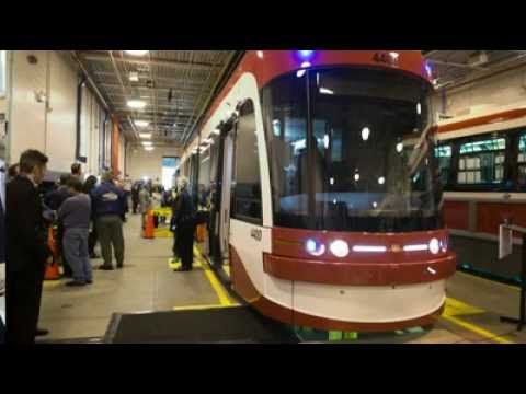 A look inside Toronto's New TTC Streetcar - YouTube