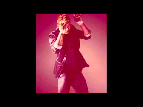 Outtakes Of Kellan Lutz In GQ Style Italia!