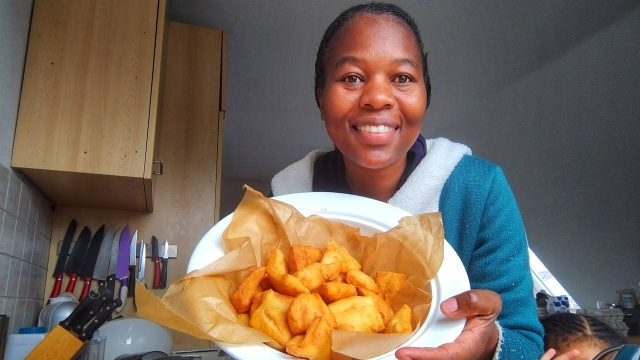 COOKING AFRICAN KENYAN SNACK (mandazi) //GERMANY VILLAGE - YouTube