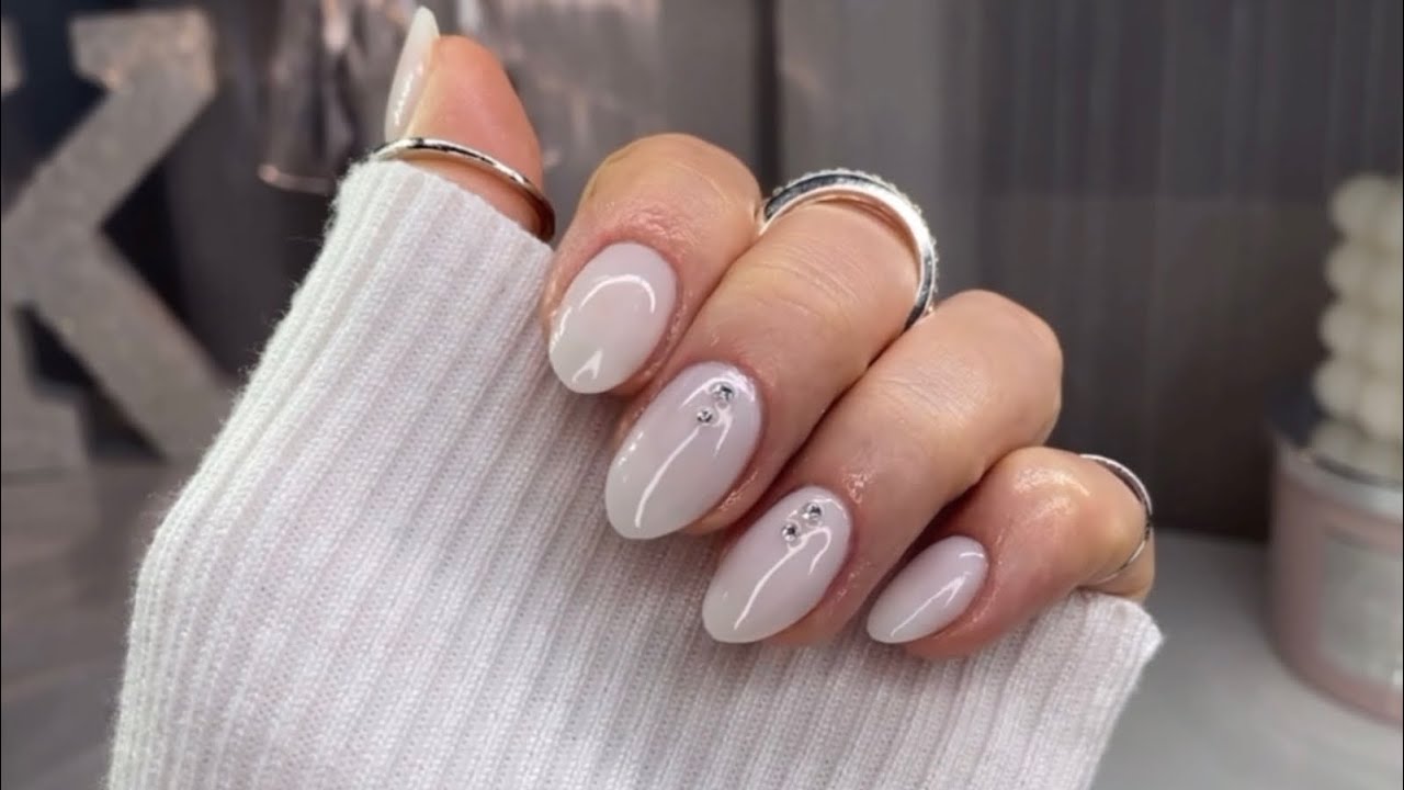 "UÑAS ACRÍLICAS BLANCO LECHOSO" - YouTube