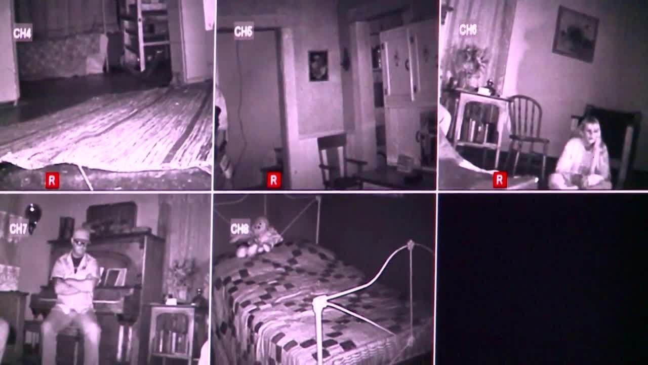 KCCI Archive: Chasing ghosts at the Villisca Ax Murder House - YouTube