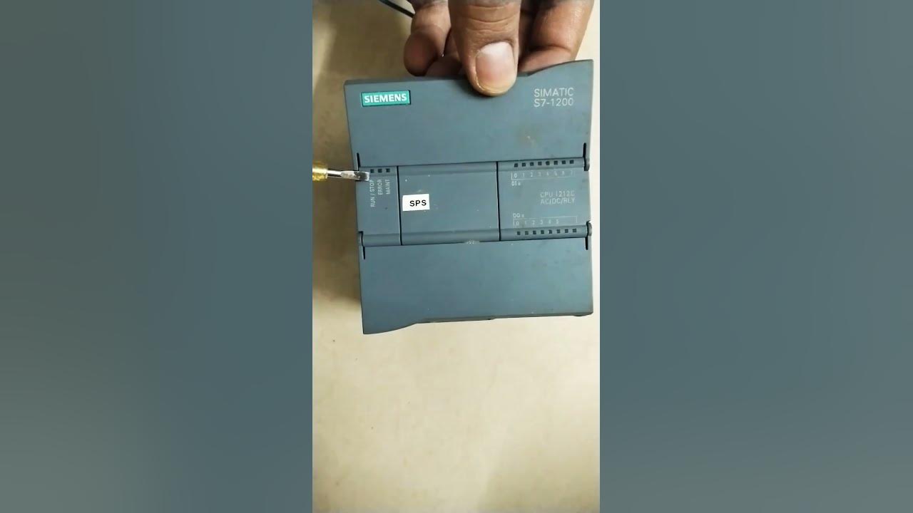 Siemens PLC Run Stop Error Maint Indicator on PLC | Siemens PLC ...