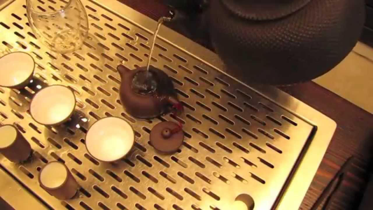 Brewing Tea, Gong Fu Style. - YouTube