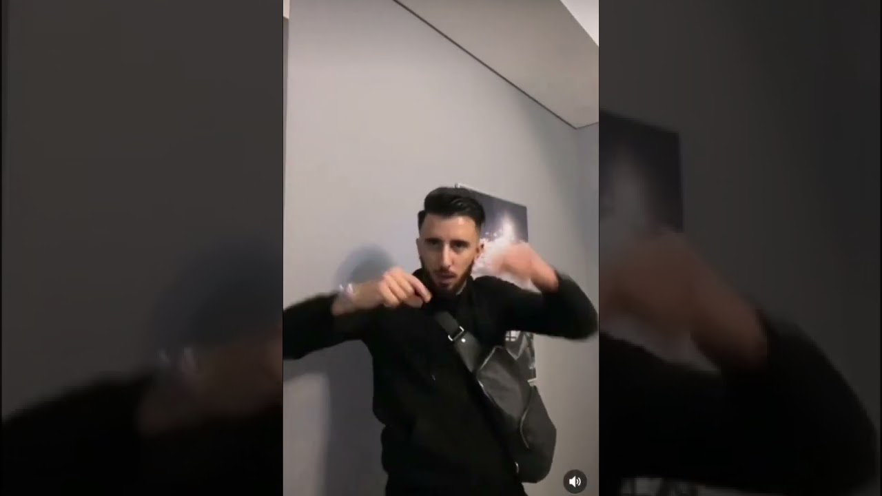 rentre dans le cirque de walid sax #10 - YouTube