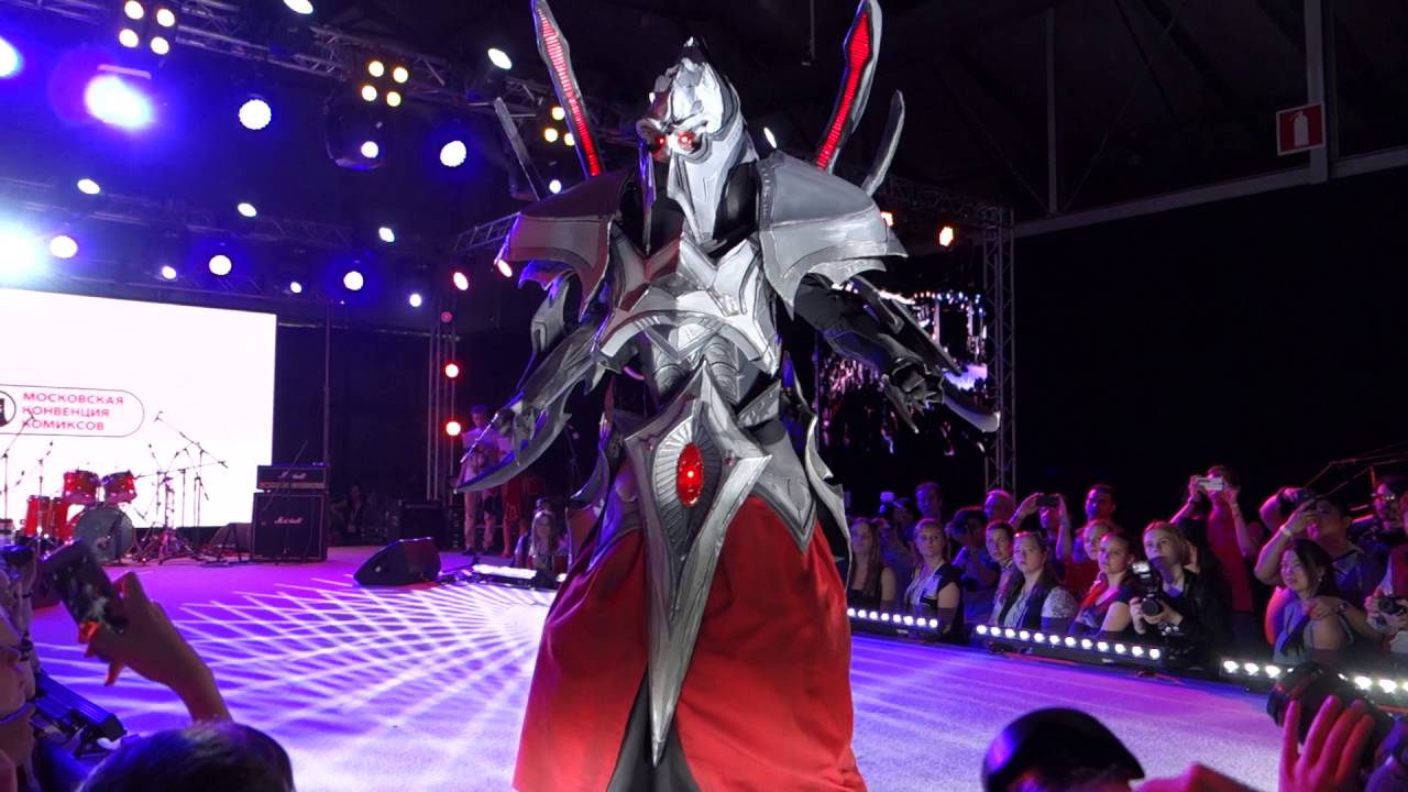 StarCraft II: Legacy of the Void - Alarak cosplay. Video from the stage ...