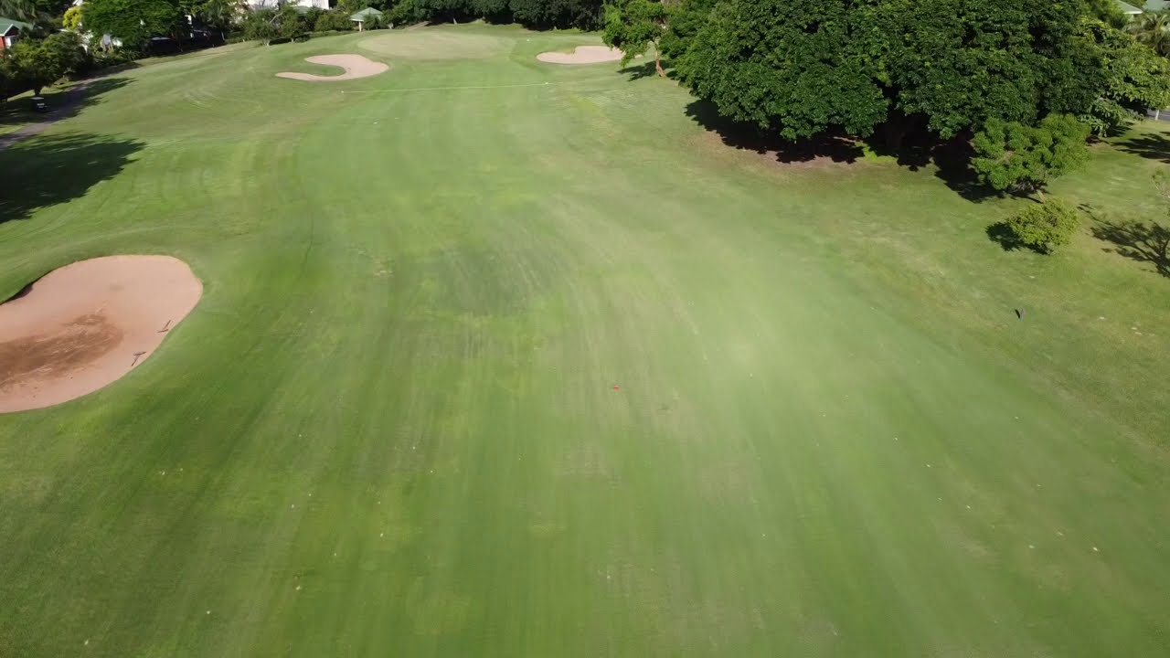 Mount Edgecombe Country Club - 5th Hole at The Lakes - ccemvideos - YouTube