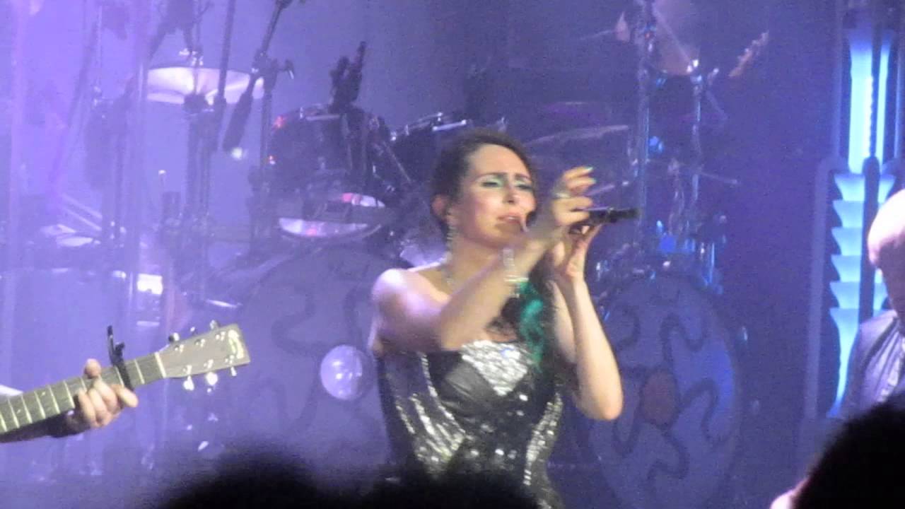 Within Temptation - Sinéad (Acoustic) - Live in Lille, France @ L ...