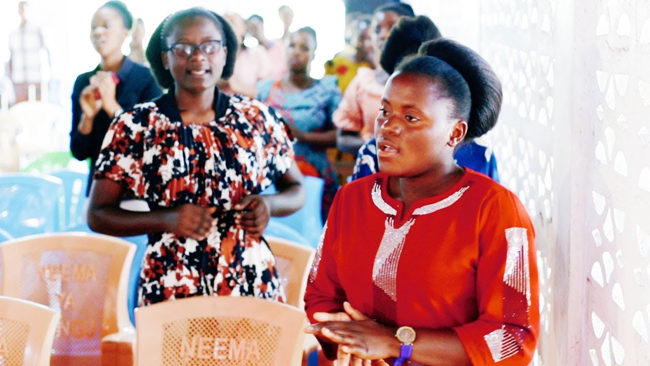 Niseme Nini Bwana | Banana Church 🇹🇿 - YouTube