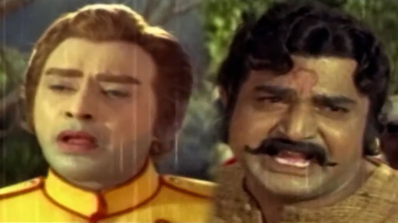 Best Action Scene Between Mallu Dora & Jaggayya || Allluri Seetharama ...