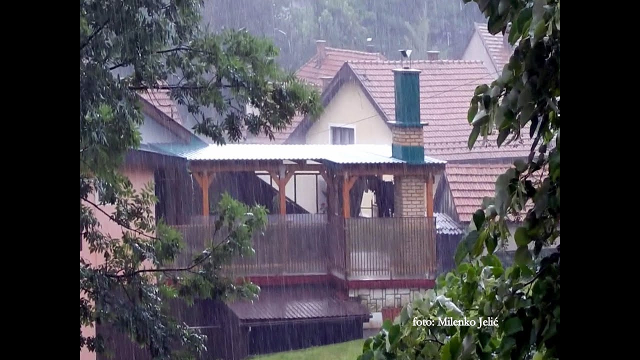 Jak pljusak u Pljevljima - YouTube