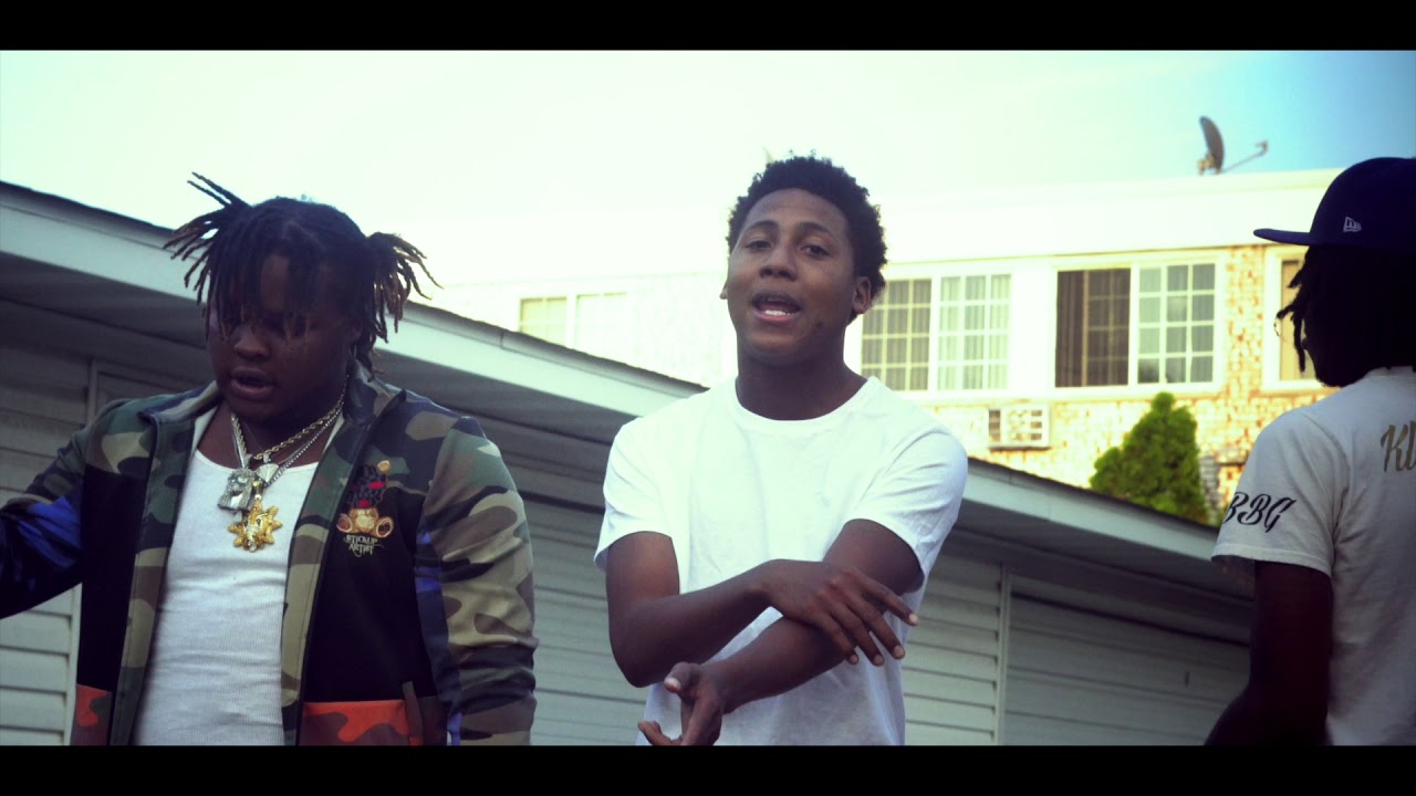 Q24 ft Tweako " Trenches" Dir ByMoreMoneyT V - YouTube