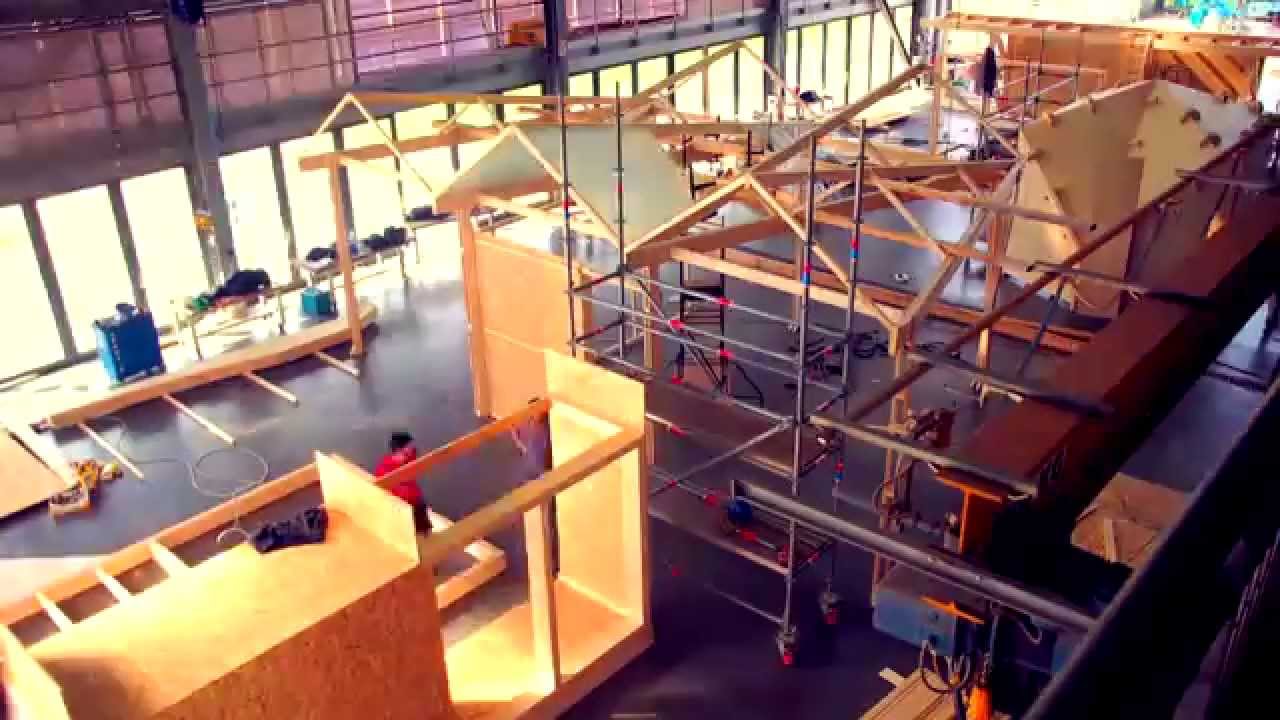 Construction de modules en bois GAIA 2013 - YouTube