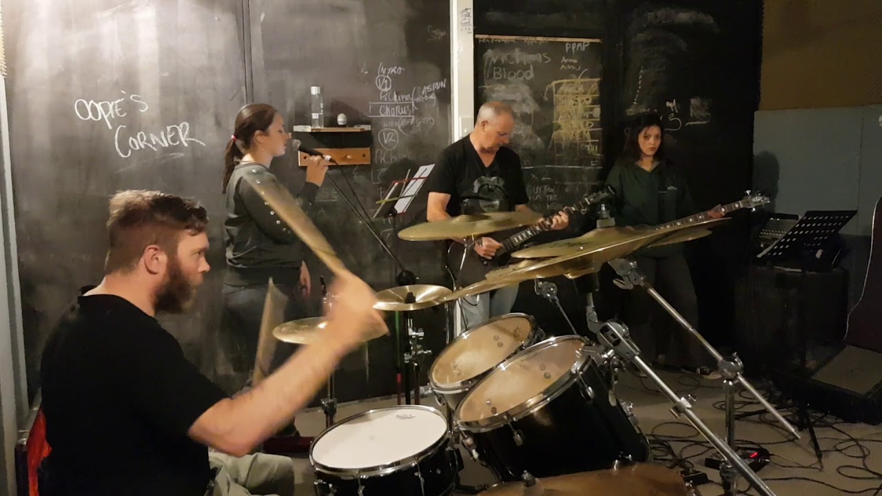 Beat It - cover by Punk Muppets - YouTube