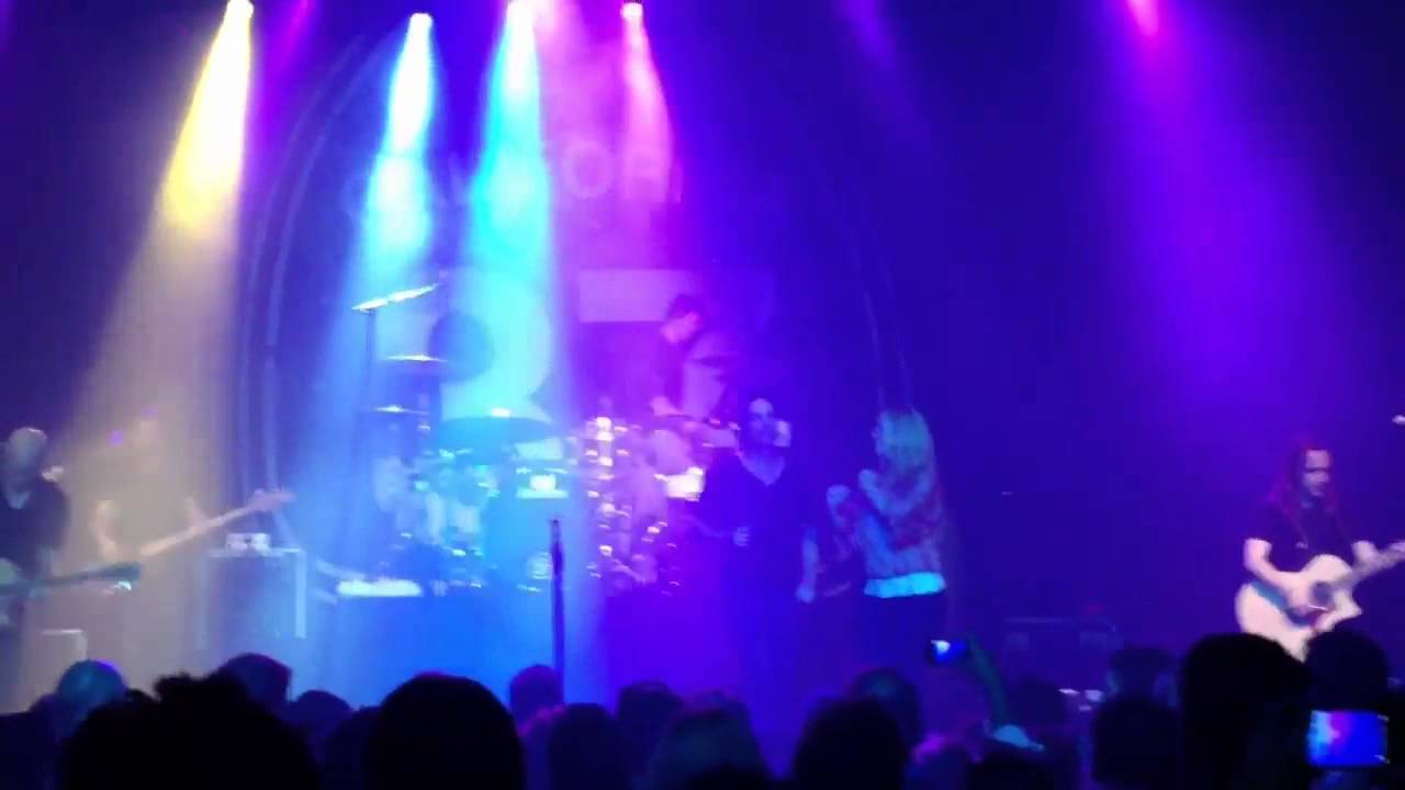 Train - Bruises - YouTube