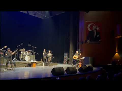 Part 1 - 90'lar Grubu Konseri - Metin Özülkü  - Seninle Olmak Varya