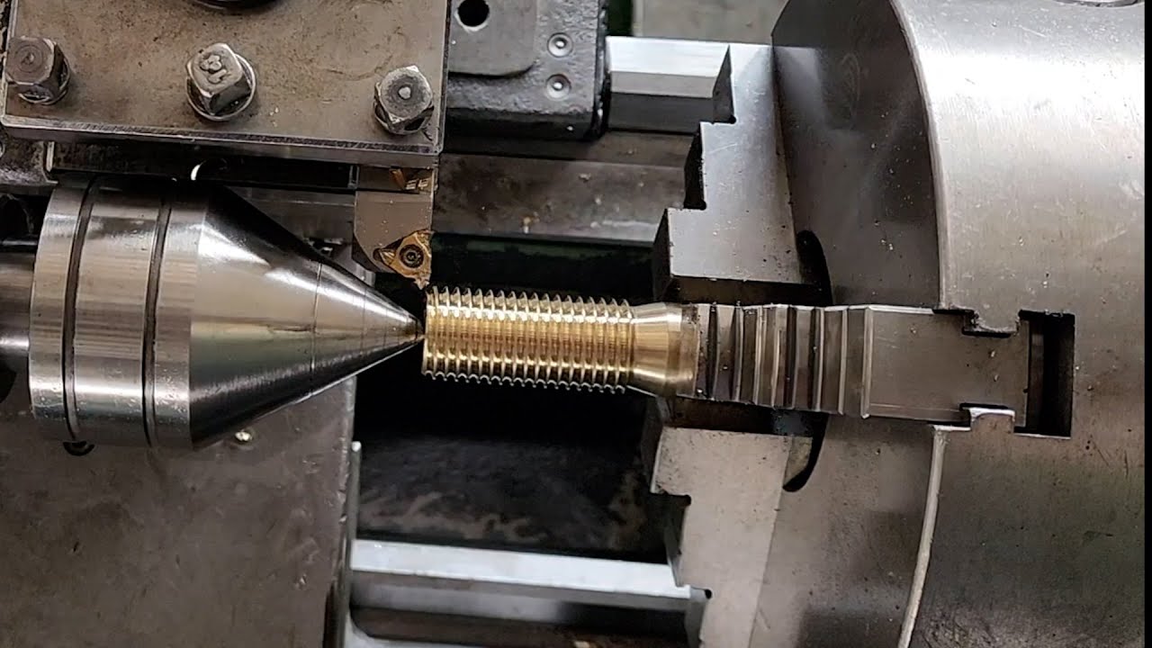 Thread machining correction using lathe machine #lathe - YouTube