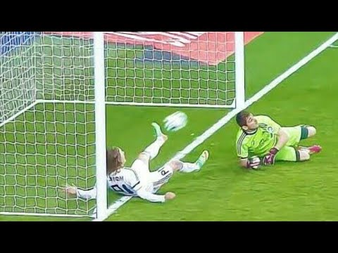 BEST GOAL LINE CLEARANCES IN THE FOOTBALL | time 45' - YouTube