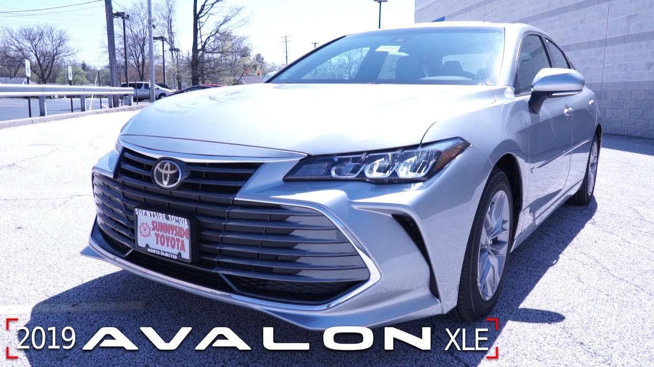 2019 Toyota Avalon XLE Spotlight - YouTube